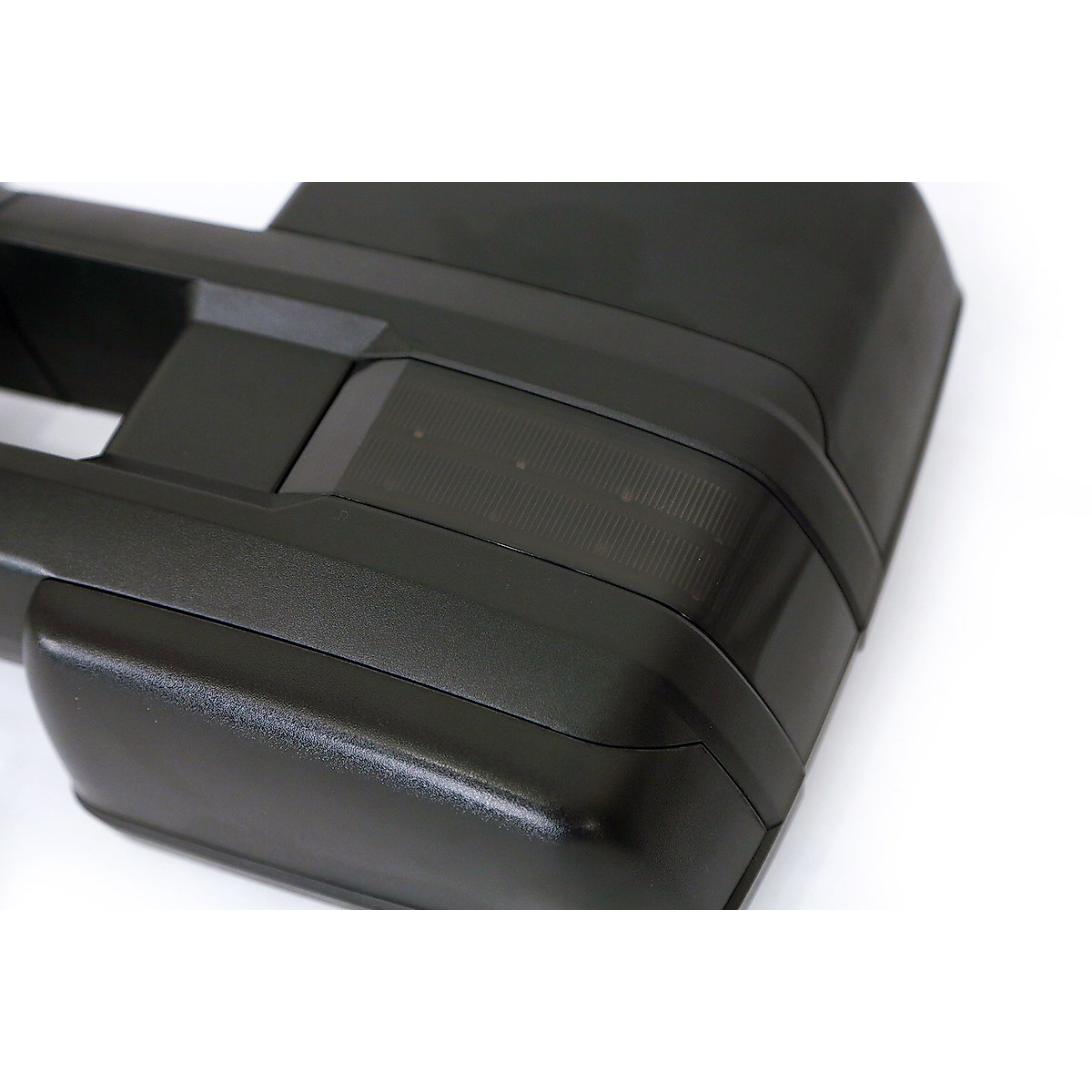 Paragon Telescopic Towing Mirrors 2014-18 Chevy Silverado/GMC Sierra 1500 & 2015-18 Silverado/Sierra 2500/3500 - Powered, Heated, Smoke Turn Signals, LED in Glass - Black Pair Set