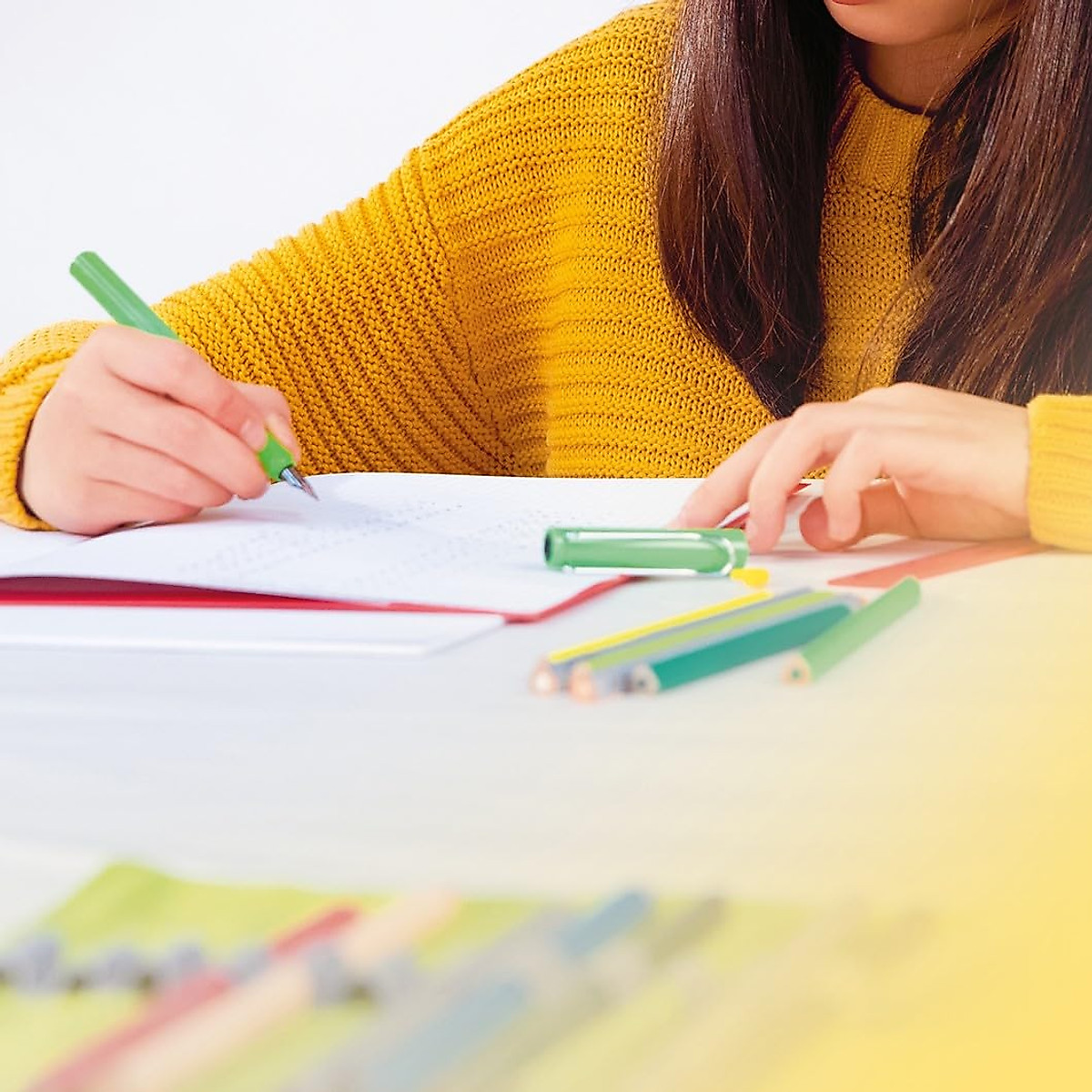 Lamy safari Fountain Pen - Elegant Design Cool Pens, Best Pens For Smooth Writing, Journaling, and Calligraphy - Yellow Broad Point Pen