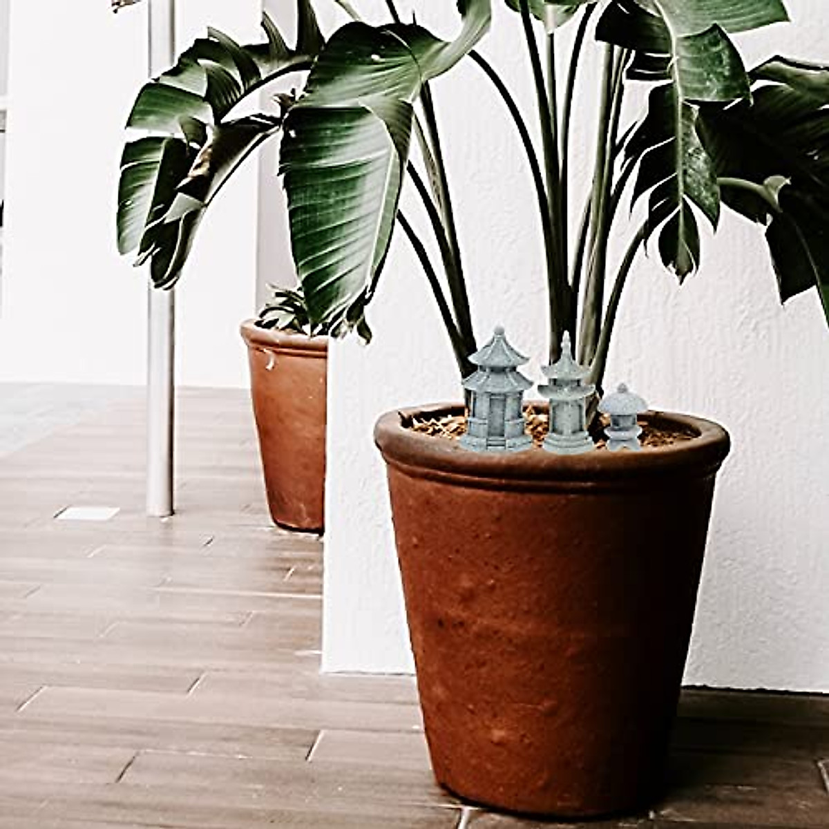 generic 3Pcs Mini Pagoda Statue Japanese Style Pagoda Lantern Mini Fairy Decor for Garden Patio Micro Landscape Yard Bonsai