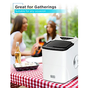 BLACK+DECKER 26 lb. Capacity Ice Maker