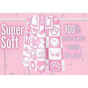 InnoBeta Preppy Throw Blanket, Personalized Initial Throw Blanket, Cute Throw, Cosmetic Bedding Stuff, Birthday Gift for Daughter, Preppy Things for Girls, E