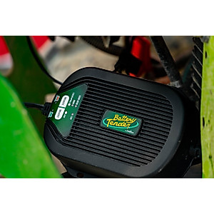 Battery Tender 5 AMP Selectable 12V / 24V Battery Charger and Maintainer - Switchable 5 AMP / 2.5 AMP Onboard Marine for Boat Watercraft - Screw Mountable Heavy Duty Weather Resistant - 022-0258-DL-WH