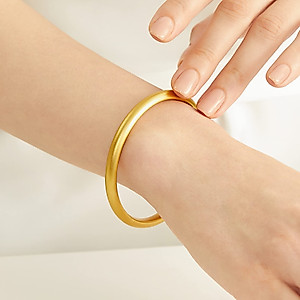 CHOW SANG SANG Cultural Blessings 999.9 24K Solid Gold Price-by-Weight Gold Matte-Finished, Loop Bangle for Women 92290K (Approx. 0.83tael (~31.06g), 8 (Wrist Size:15-16 CM))