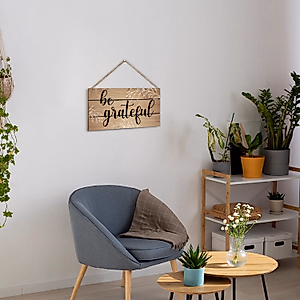 Be Grateful Rustic Wooden Hanging Sign Decor, Thankful Front Door Wall Decor Sign Wood Plaque for Farmhouse Living Room Home Office Porch Entryway, Christian Hanging Wall Art Gift (1 pack)-05