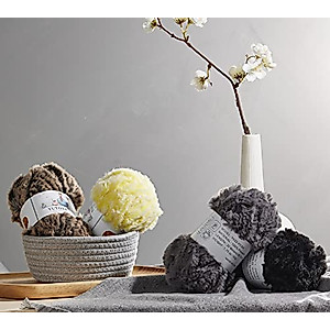 YUYOYE Super Soft Fluffy Fur Yarn for Crochet and Knitting, Faux Fur Thick & Quick Bulky Yarn (700-Ginger)