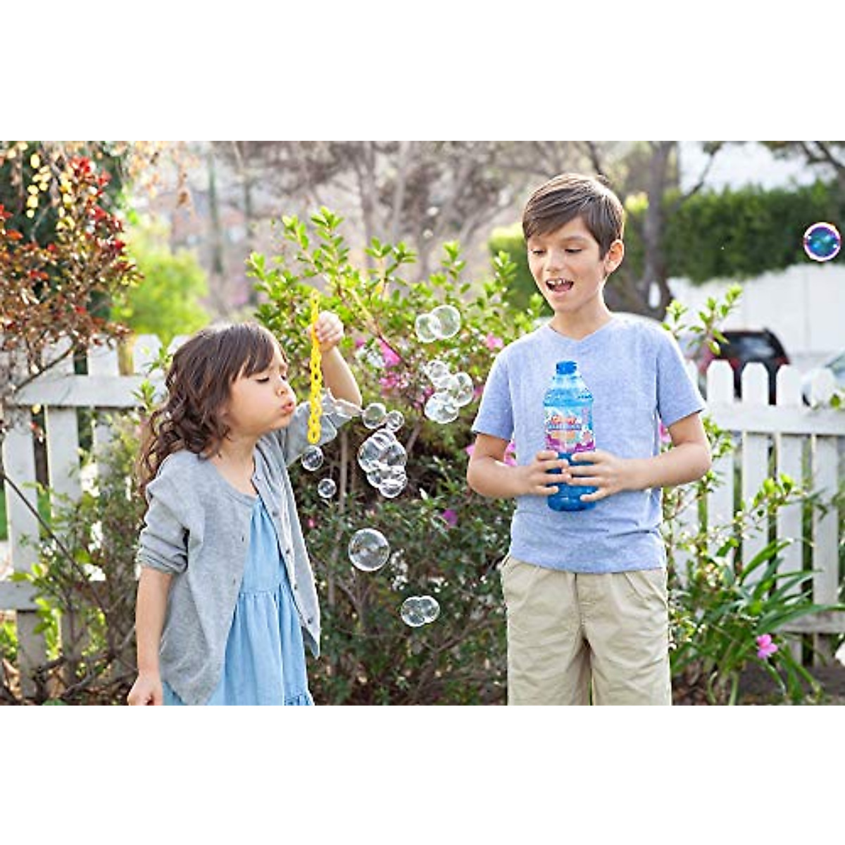 Gazillion Bubbles, Giant Bubbles Solution 1L - Create Giant Bubbles with Elite Formula & 7-in-1 Bubble Wand - Non-Toxic & Safe