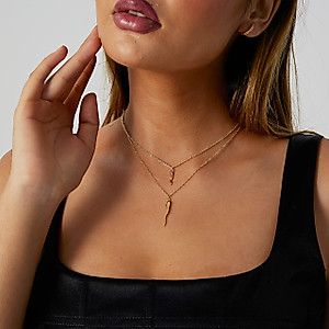 MIDEEO Dainty Gold Necklaces for Women Italian Horn Protection Pendant Necklace Cornicello Pepper Charm Necklace Minimalist Everyday Jewelry Gifts