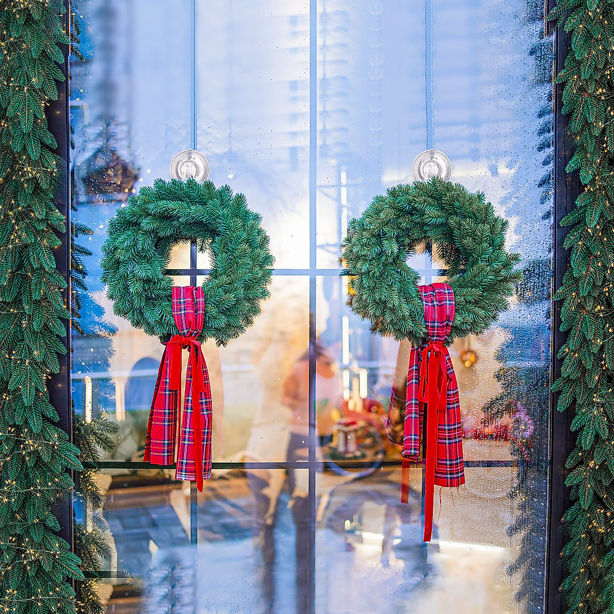 VIS'V Wreath Hanger, Large Clear Heavy Duty Suction Cup Wreath Hooks with Wipes 22 LB Removable Strong Window Glass Door Suction Cup Wreath Holder for Halloween Christmas Wreath Decorations - 2 Pcs