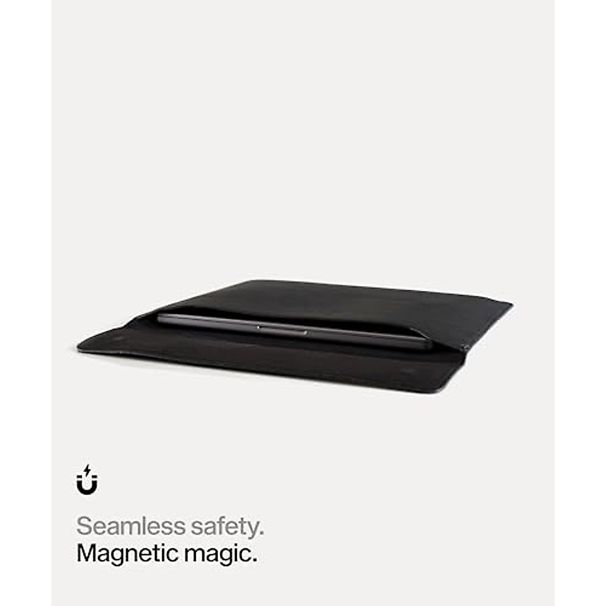 Dawn & Dusk's 13 inch Laptop Sleeve Compatible with MacBook Pro & MacBook Air, PU Leather, Vegan Friendly, Hand-Made, Magnetic Flap, Black.