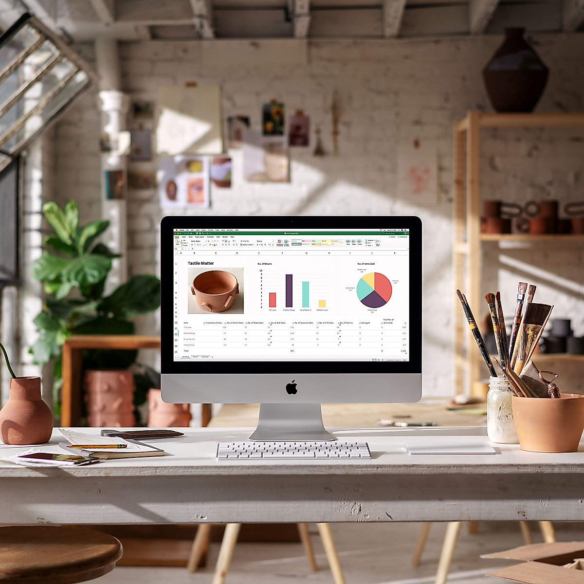 2019 Apple iMac with 3.1GHz Intel Core i5 (27-inch, 8GB RAM, 1TB Fusion Storage) (Renewed)