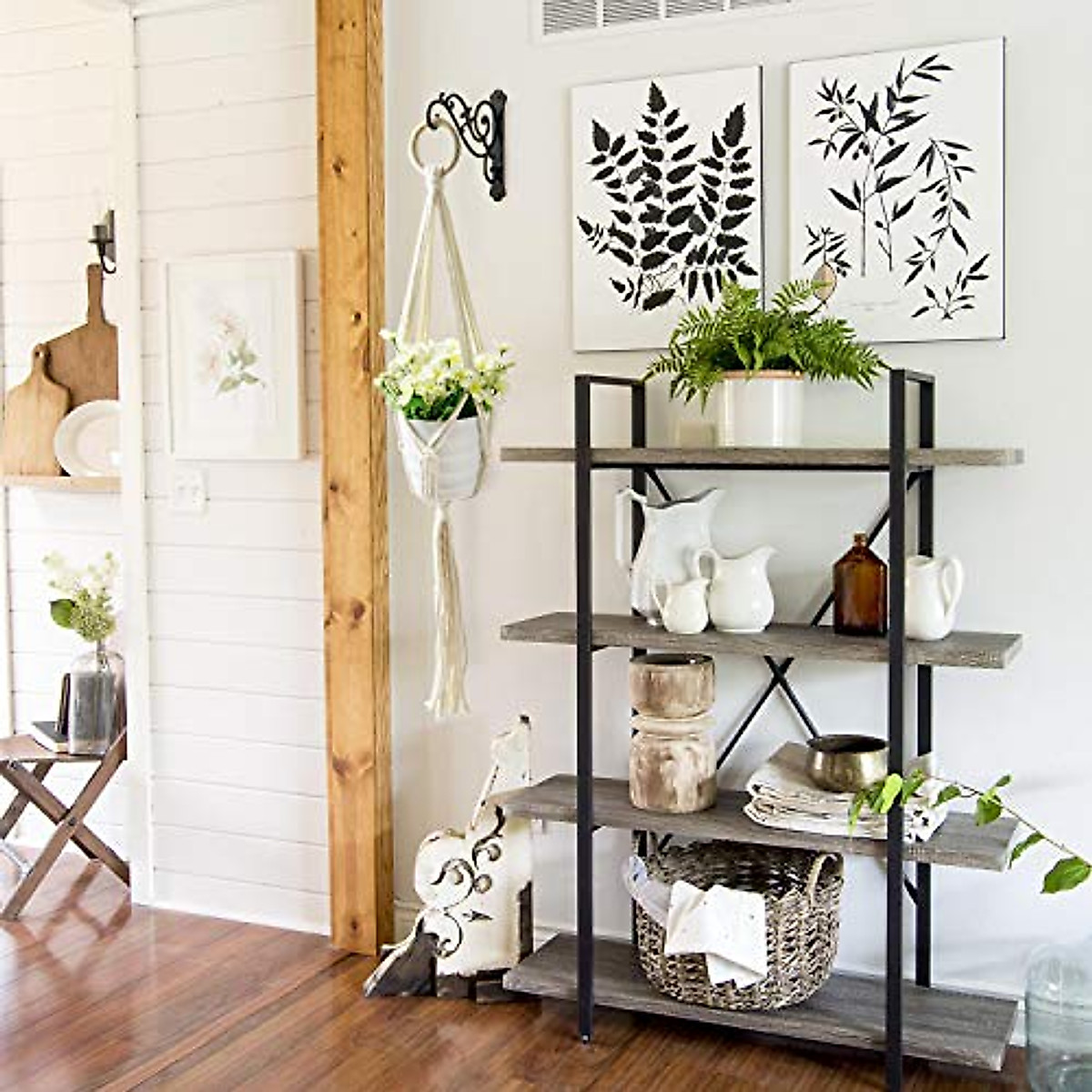 HongKim 2 Pieces 6-Inch Outdoor Indoor Small Decorative Iron Wall Hooks for Hanging Lanterns Solar Lights Bug Zappers Hummingbird Feeders Wind Chimes Hangers, Black