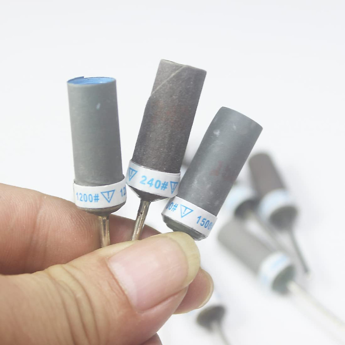 𝐋𝐮𝐨 𝐤𝐞 10 Pcs Mixed Grit Sandpaper Rolls Set,3/32 Inch Shank Abrasive Sanding Sleeve for Rotary Tool