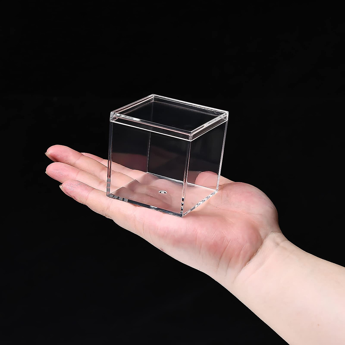 Dayaanee Small Acrylic Box Clear, 2Pcs Plastic Square Cube Containers with Lid Storage Box 2.2x2.2x2.2Inch/55X55X55mm for Candy Pill and Tiny Jewelry