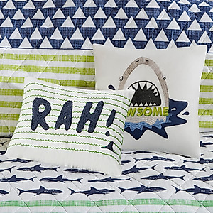 Urban Habitat Kids Reversible Cotton Quilt Set - Vibrant Fun, Playful Print, All Season Children Bedding Coverlet Bedspread, Decorative Pillow, Bedroom Décor, Twin/Twin XL, Shark Green/Navy 4 Piece