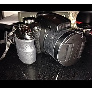 Fujifilm FinePix S4400 Digital Camera, Black