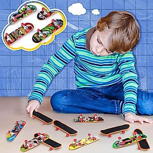 Sosation 18 Pcs Mini Finger Skateboard Christmas Party Gift Favors Mini Skateboards for Kids Novelty Skateboard Toys Fingerboard Decorations Fingertips Movement Finger Toy(Stylish Style)