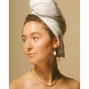 CROWN AFFAIR - The Towel - Special Microfiber Hair Towel, Oversized for Optimal Drying, White