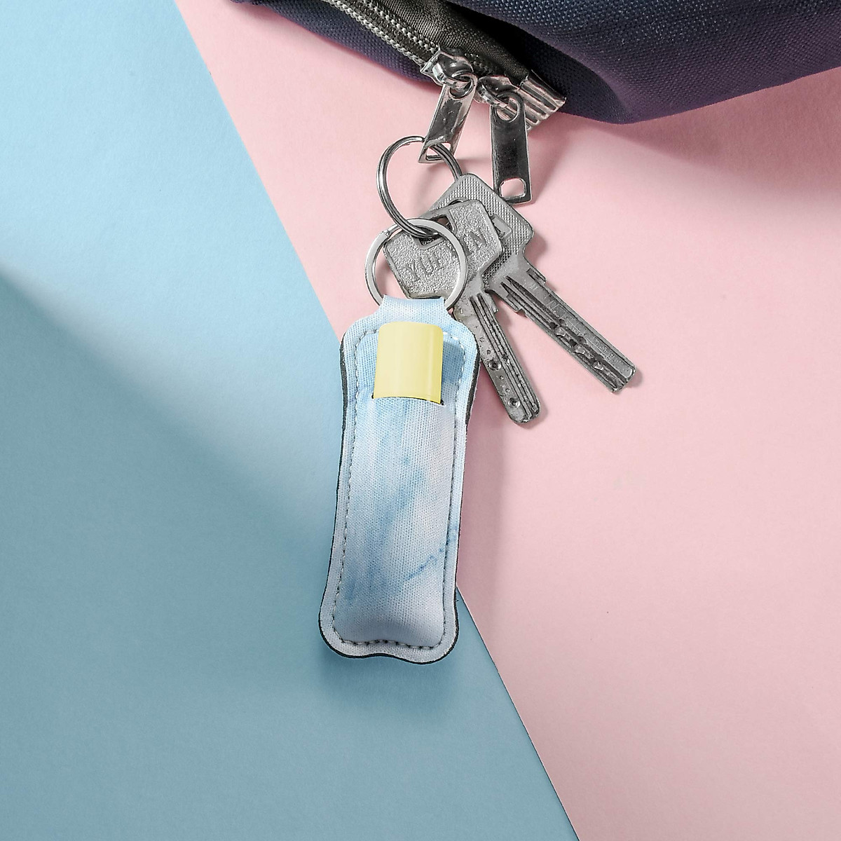 Beautyflier Clip-on Sleeve Chapstick Pouch Keychain Lipstick Holder Elastic Lip Balm Holder Travel Accessories