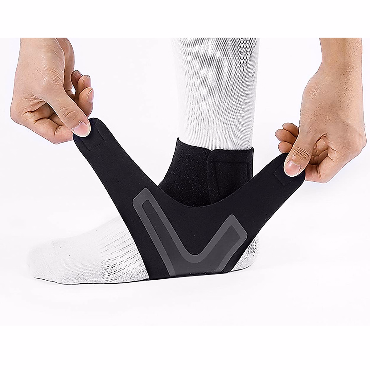 Nipogear Outdoor Sports Ankle Brace,A Pair Ankle Braces for men/women for Injury Recovery, Joint Pain and More.Ankle Support Brace,Achilles Tendon Support,Eases Swelling. (Red,S)