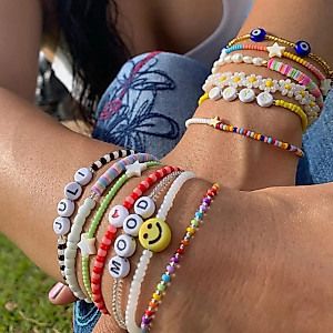 1200pcs Acrylic Letter Beads Alphabet Beads Round Mixed "A-Z" Alphabet Letter Bead Spacer Loose Bead with 1 Roll Crystal String Cord for Jewelry Making DIY Bracelets, Necklaces, Keychain（4mm x 7mm)