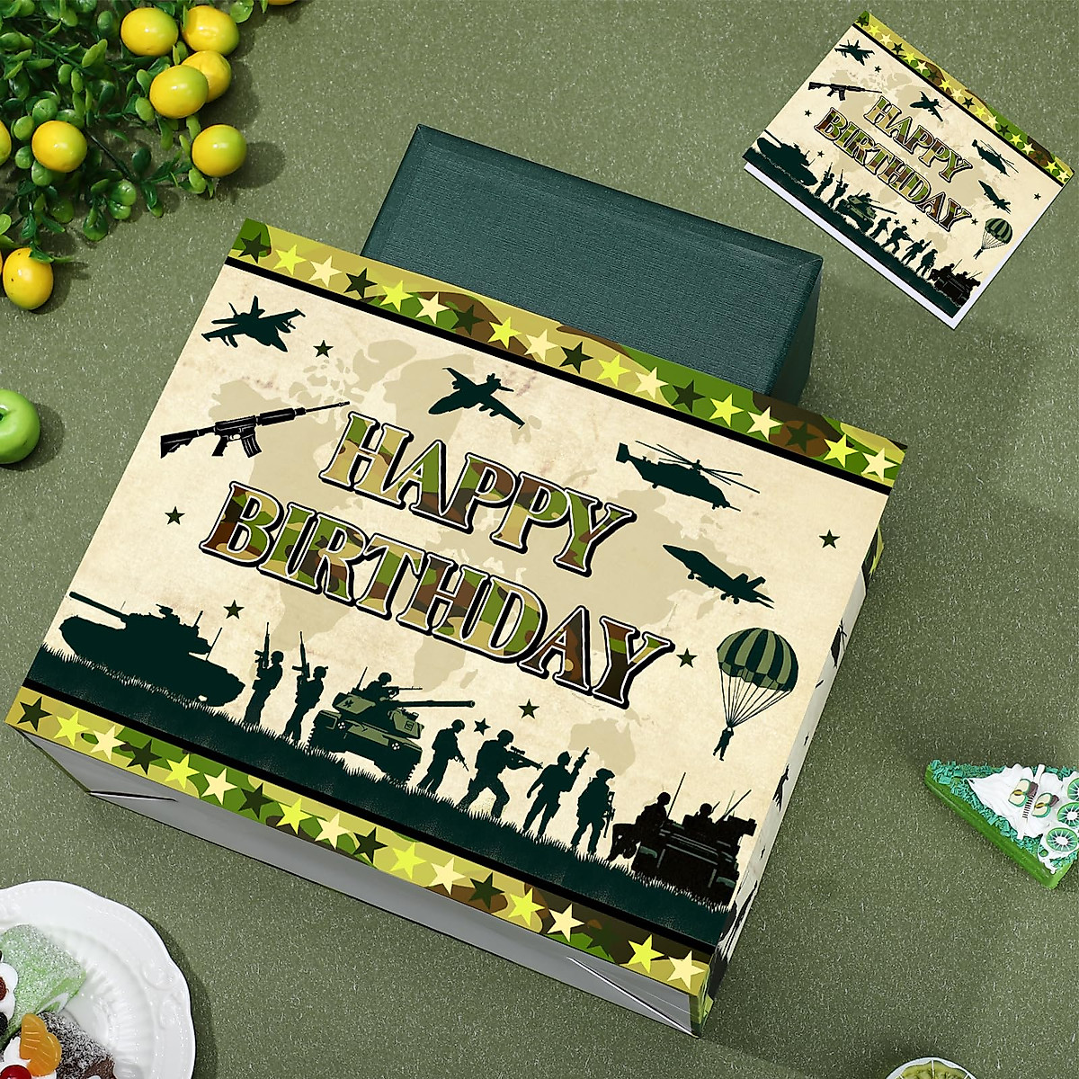 Camouflage Birthday Gift Bag Army Party Supplies Gift Bag with Wrapping Paper and Card Large Camouflage Christmas Birthday Party Wrapping Paper Bag with Handle Army Camo Party Decorations for Boy Girl