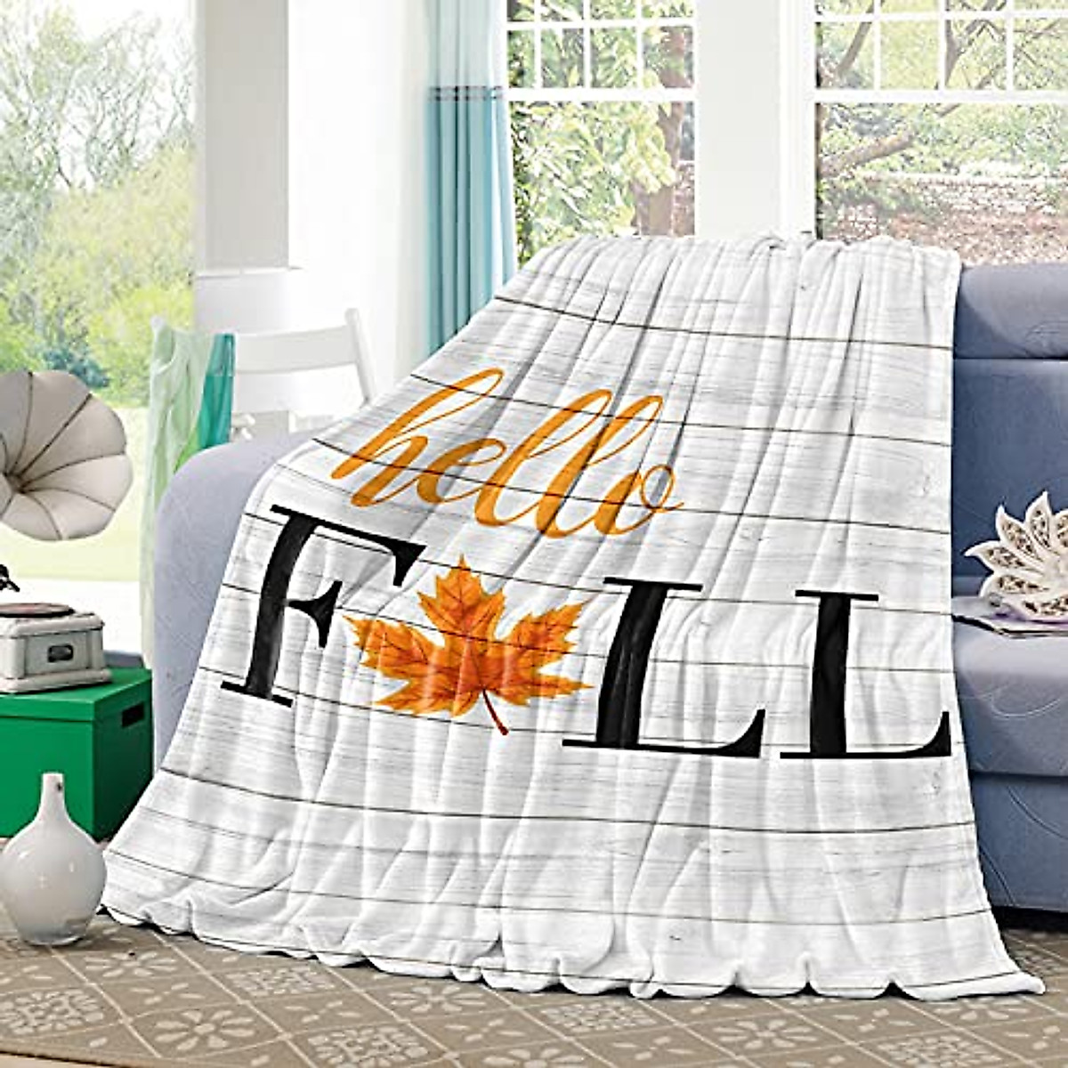 SSEVITEY Flannel Fleece Throw Blanket for Couch Bed Sofa Travel AutumnThanksgiving Maple Leaves on Wooden Fuzzy Soft Lightweight Blankets Plush Warm Cozy Bedspread Throws Hello Fall Quote 40x50in