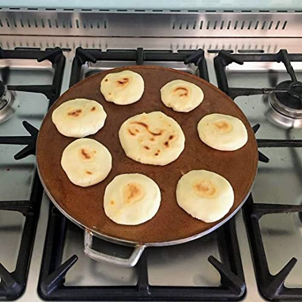 VIKO® Budare para arepas 36cm precurado 14" @vikogrills Gauchogrillx® griddle Hecho en Venezuela