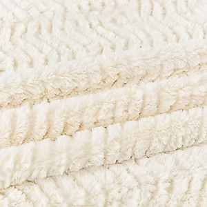 YUSOKI Luxury Faux Fur Throw Pillow Covers-18 x18,Set of 2-Boho Furry Fuzzy Fluffy Cozy Pillow Cases for Sofa Couch Bedroom Without Insert(Ivory,18"x18")