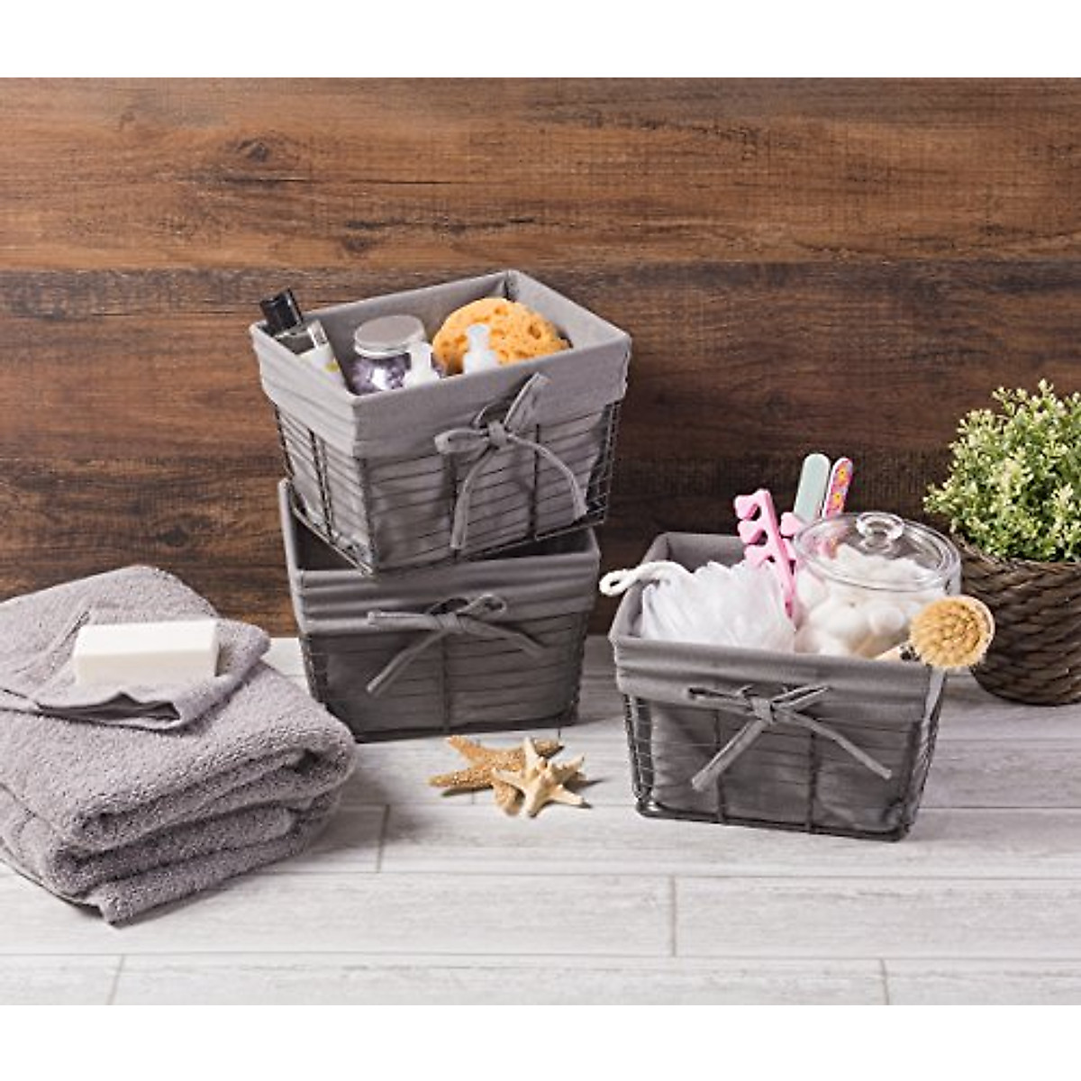 DII Farmhouse Chicken Wire Storage Baskets with Liner, Medium, Vintage Grey, 11x7.88x7", 2 Piece