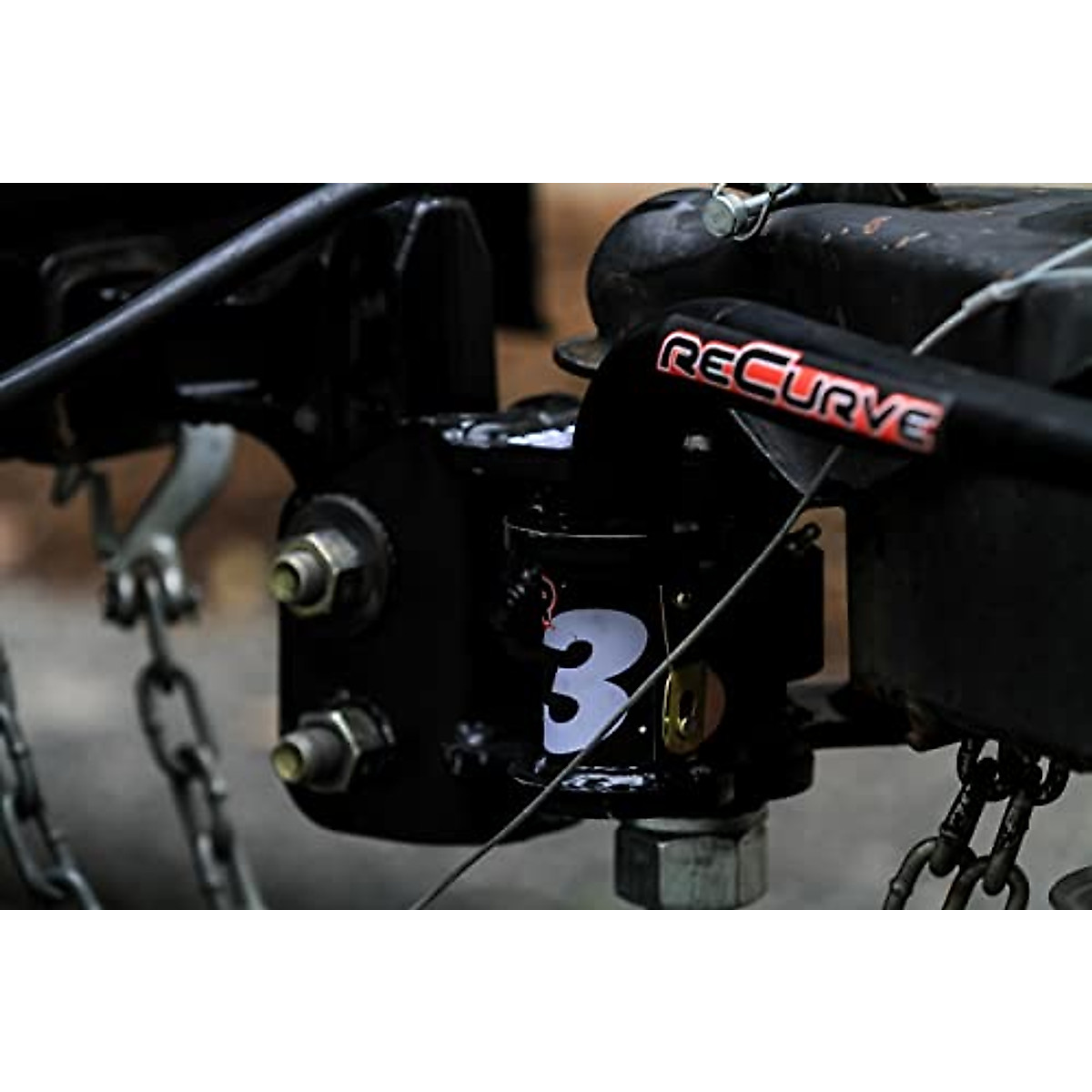 Camco Eaz-Lift ReCurve R3 600lb Weight Distribution Hitch | Features 800lb Max Tongue Weight Rating, 2-5/16-inch Ball has a 15,000lb Max Rating, and Adjustable Sway Control | (48751)