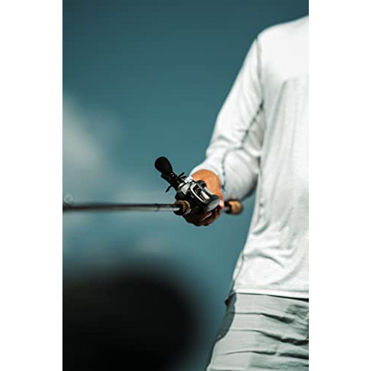 13 FISHING - Inception Slide Baitcast Reel - 8.1:1 Gear Ratio - Left Hand Retrieve (Fresh+Salt) - INSLD2-8.1-LH, Gray