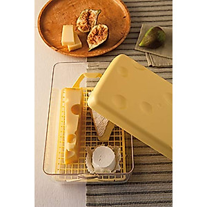 Snips 12.5-Cup Cheese Keeper with Drain and Bottom Grid, yellow