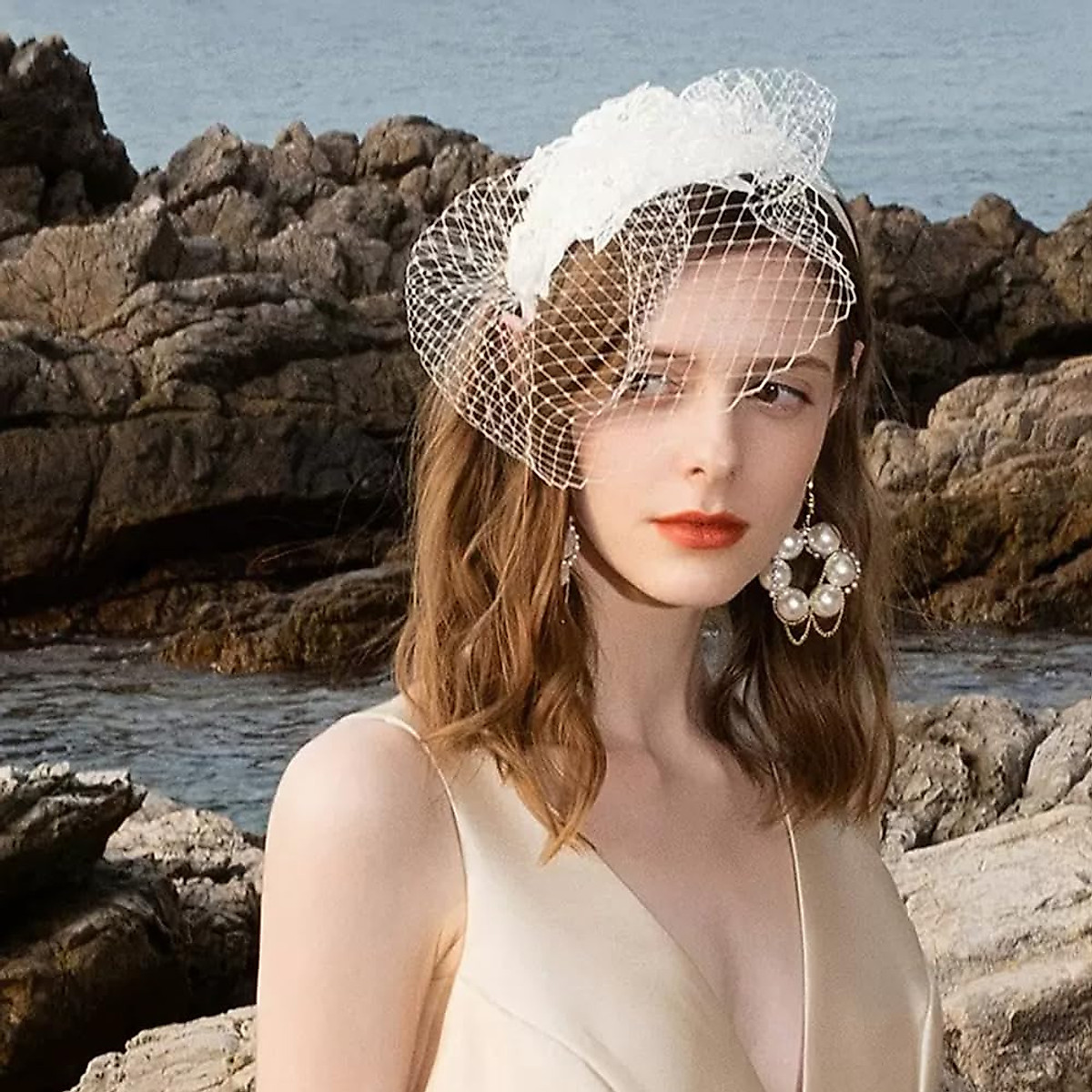 BENECREAT 3.28 Yards White Net Mesh Fabric 10inch Wide Birdcage Bridal Veil Netting Fabric Wedding Hat Veil Mesh Trimmings Fabric for Wedding Decoration, Sewing, Hat Decorating