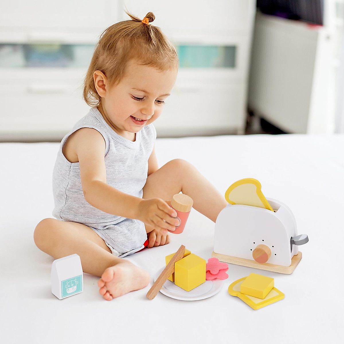 TOOKYLAND Wooden Pop Up Toaster Play Set, Play Toaster for Kid Kitchen, Wooden Play Kitchen Set with Accessories (10 pcs)…