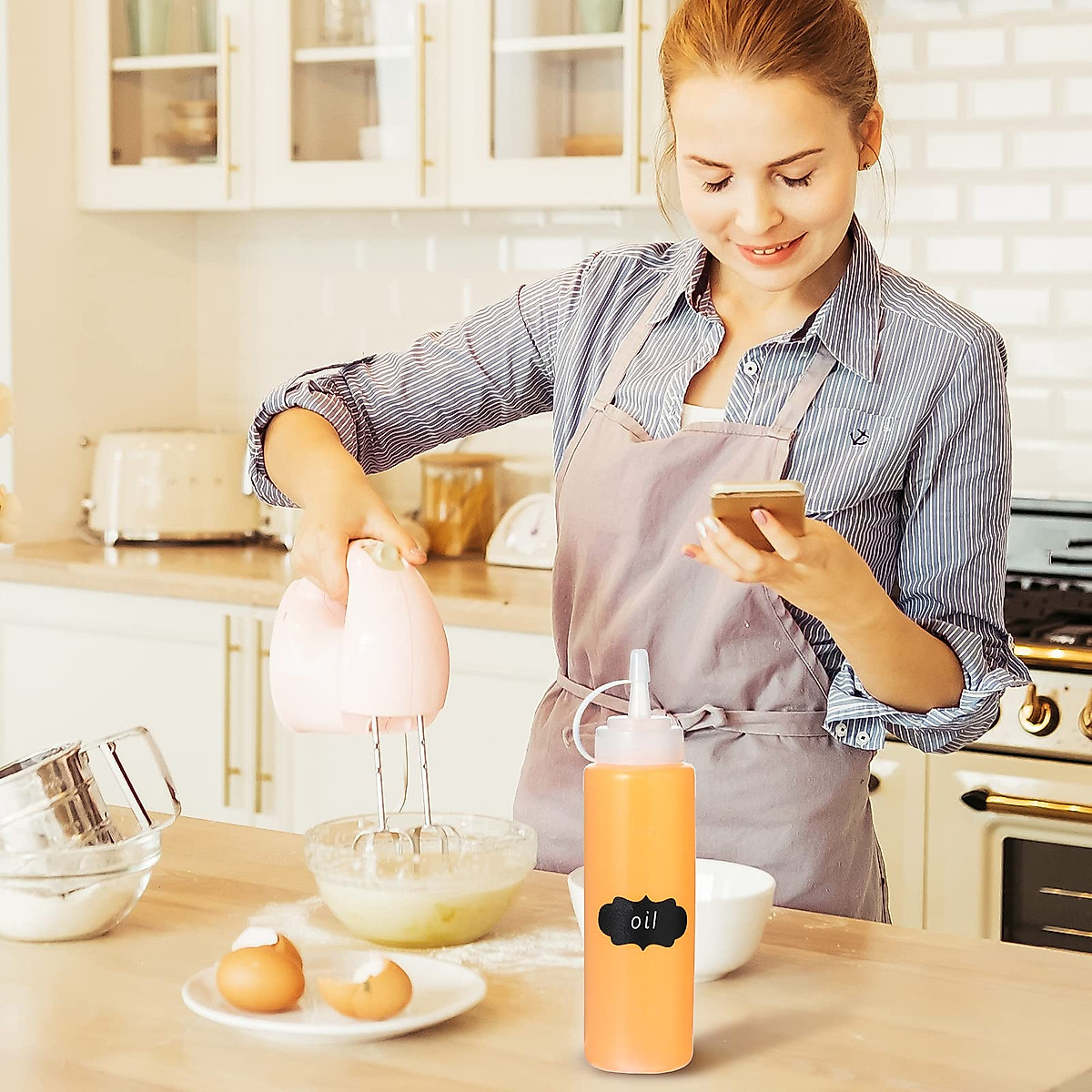 30 Pieces 8 oz Condiment Squeeze Bottles Multipurpose Squirt Bottles Plastic Sauce Bottles Empty Condiment Containers with Cap Oil Dressing Ketchup Dispenser with 40 Chalkboard Labels, Chalk Marker