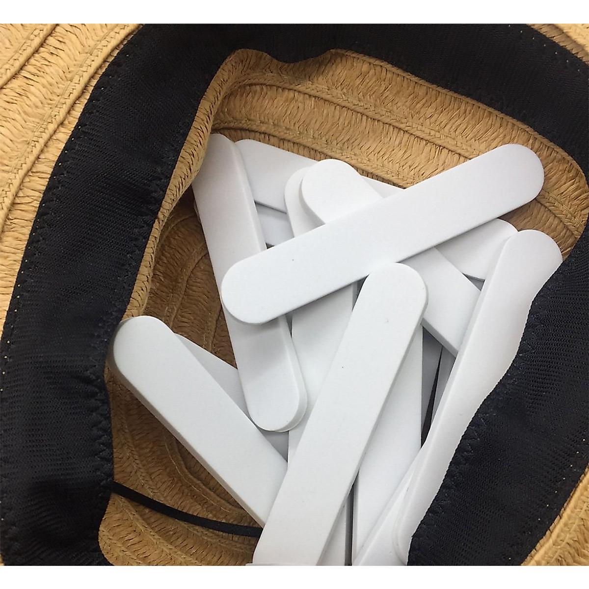 HYHP 20 Pieces Self-Adhesive Hat Size Reducer Hat Bands, Hat Sizing Tape Hat Size Reducing Tape for Women and Men (Black and White)