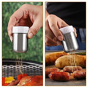 VILLCASE 2pcs Salt and Pepper Shakers Stainless Steel Seasoning Bottle Multipurpose Spices Shakers 5 Holes Shaking Bottles Seasoning Jars for Home Kitchen Restaurant