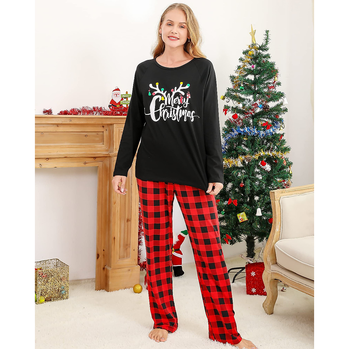 SOLOYEE Matching Christmas Pajamas for Couples Pjs Sets Adults Classic Plaid Xmas Sleepwear for Family Men and Women (Women, Large)