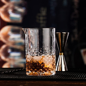 SOUJOY 2 Pack Cocktail Mixing Glass, 25oz Crystal Martini Stirring Glass, Bar Mixing Pitcher with Weighted Bottom for Bartenders