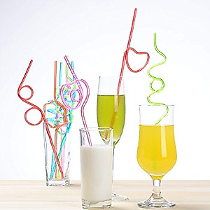 DLOnline Pack of 60 Crazy Loop Straws, Crazy Reusable Drinking Straws Silly Colorful Reusable Drinking Straws, Great For Parties, Carnivals, Fun, BPA and PFOA Free