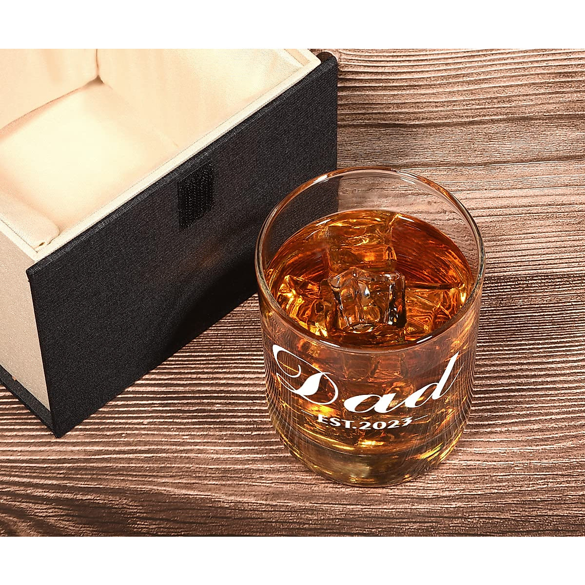 New Dad Gifts for Men- EST 2023 Funny Dad Whiskey Glass- Great Gift for Dads to Be, Expectant Father, First Time Dad, Daddy to be, From Wife, Mother, Father, Friends