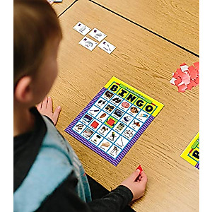 Carson Dellosa Basic Spanish Bingo Game—Learning Board Game with 50 Spanish Words with Photos, 36 Game Boards and Bingo Chips for 3-36 Players, Ages 4 and Up
