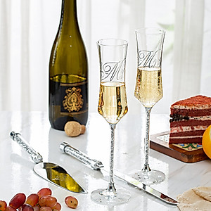 iooiluxry Wedding Champagne Flutes and Cake knife Server Set, Mr and Mrs Champagne Flutes, Bride and Groom Champagne Glasses and Cake Cutting set for Wedding Gifts