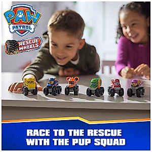 Paw Patrol: Jungle Pups Marshall, Skye & Elephant Action Figures with Projectile Launcher, Kids Toys for Boys and Girls Ages 3 and Up