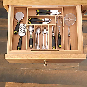 YCOCO Expandable Bamboo Kitchen Drawer Organizer,Utensil Drawer Organizer,Large silverware organizer,Drawer Dividers for flatware,Fit Kitchen Utensil and Cutlery,7-9 Slot