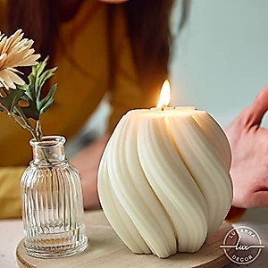 LUXANNA Large Decorative Scented Spiral Twirl Candle (White) - Handmade Aesthetic Candle for Home Decor - Minimalist Soy Wax Scented Candles Ideal Gift for Mother's Day, Birthday, Wedding, etc.