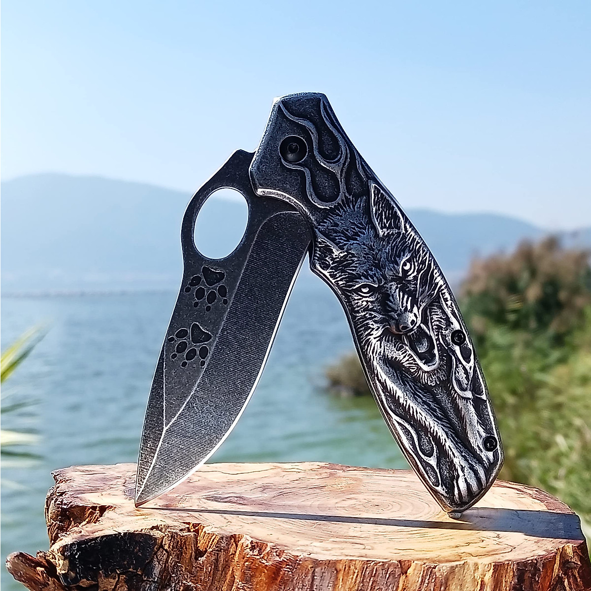 2PCS Set Pocket Folding Knife for Men, 3D DRAGON & WOLF Relief, Embossed Edc Knife For Men Outdoor Survival Camping Hiking hunting