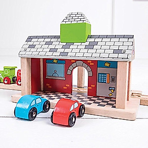 Bigjigs Rail Wooden Railway Station - Other Major Rail Brands are Compatible