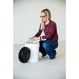 BestofPREP™ | Set of 25 - 5 Gallon Food Storage Bags, PLUS Oxygen Absorbers AND EBook - Heavy Duty, Food Grade Bags for Long Term Storage - 25 bags w/ Zipper, 25 Oxygen Absorbers 2,500cc, E-Book w/ Food Storage Tips - Aluminum Foil Coated, Safe, Resealabl