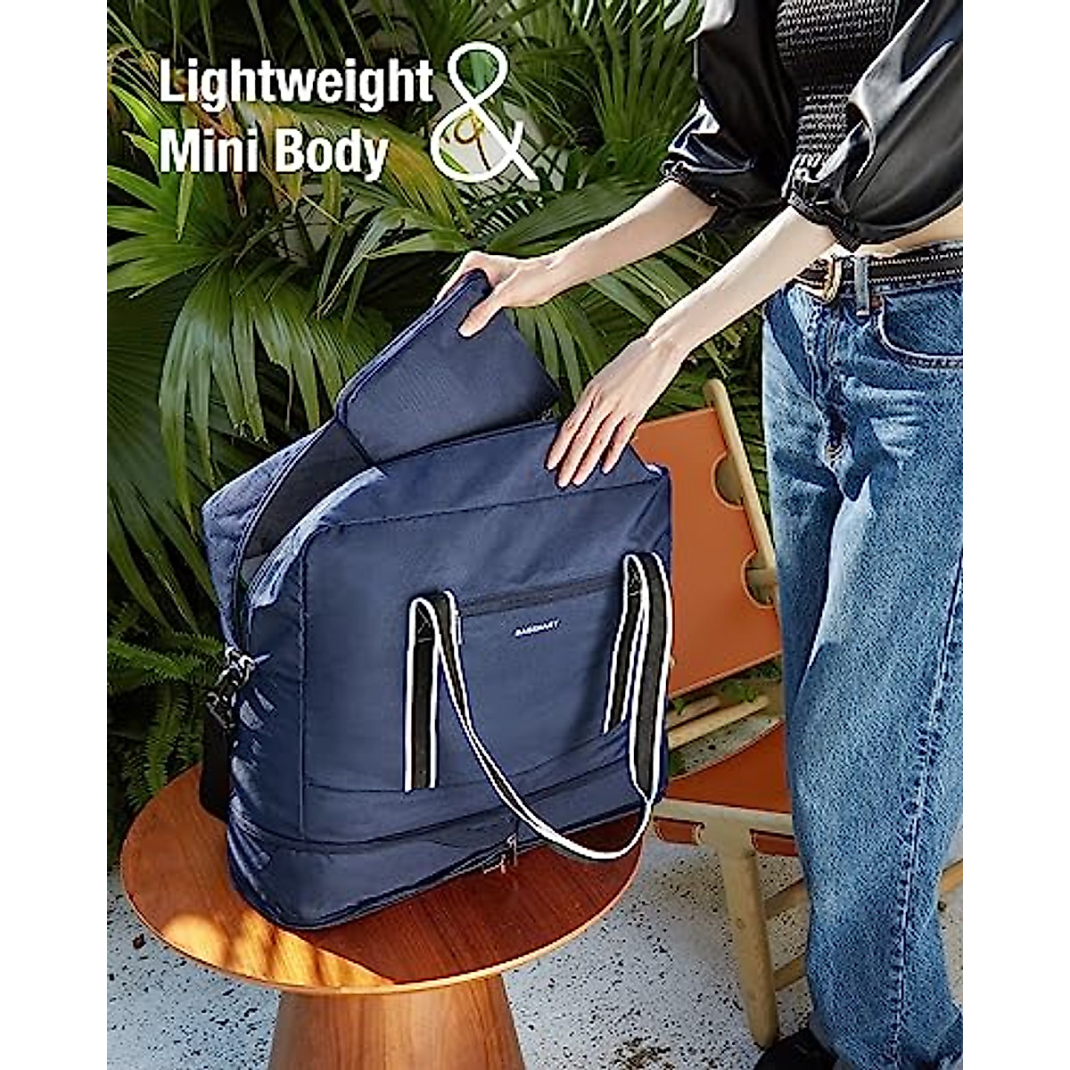 Foldable Duffle Bag for Travel, BAGSMART 31L Expandable Large Travel Bag for Women and Men, Weekender Overnight Bag Carry On Luggage for Travel Accessories(Black)